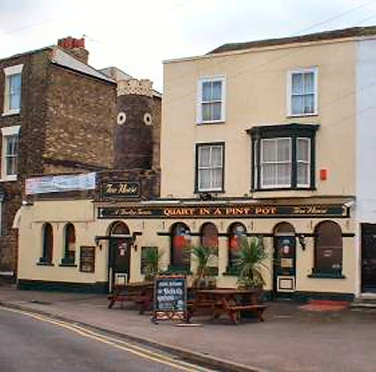 QUART IN A PINT POT Pubs Of Margate
